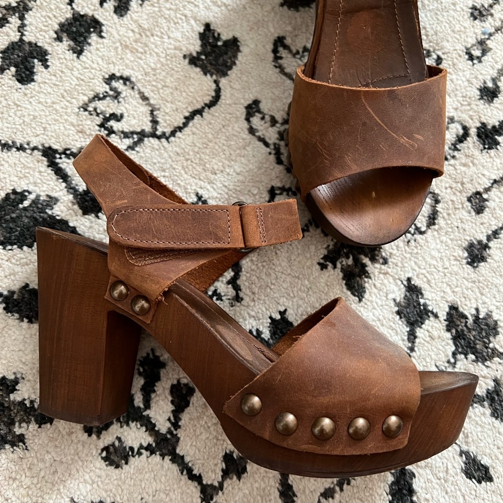 Genuine Leather Italian Made Clog Sandals - Gem